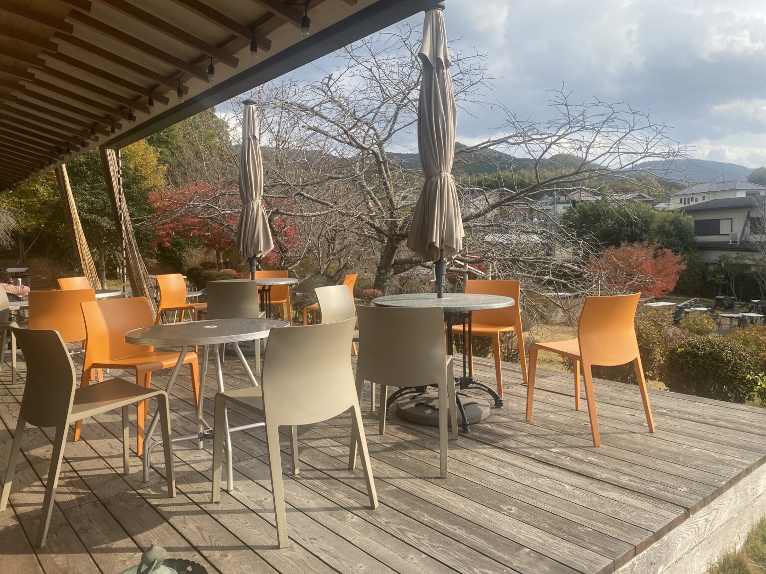 洋食Katsui 山の辺の道⭐︎テラス席もあるロケーションがとても素敵な人気の洋食屋さん＠天理市 | HUG NARA